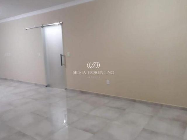 Imperdível: Casa à venda em Taubaté SP, Jardim Maria Augusta. 4 quartos, 1 suíte, 1 sala, 4 banheiro