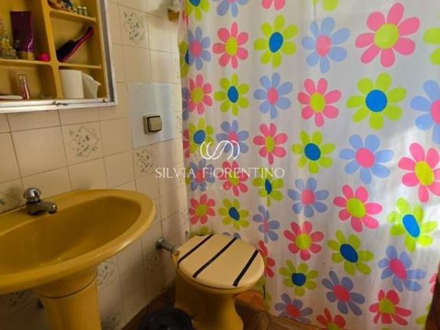 Imperdível! Casa à venda em Taubaté SP, Parque São Luís: 2 quartos, 1 sala, 1 banheiro, 1 vaga de ga