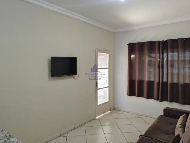 Imperdível! Casa à venda em Taubaté SP, Parque Senhor do Bonfim, 2 quartos, 1 sala, 1 banheiro, 1 va