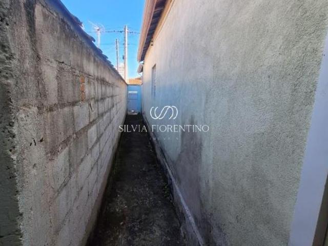 Imperdível: Casa à venda em Tremembé SP, Loteamento Jardim Santana. 3 quartos, 1 suíte, 2 banheiros