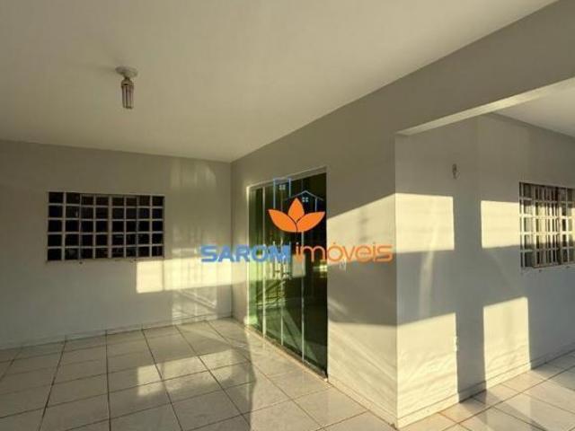 Imperdível: Casa à venda em Valparaíso de Goiás GO, bairro Cruzeiro do Sul, 3 quartos, 1 suíte, 1 sa