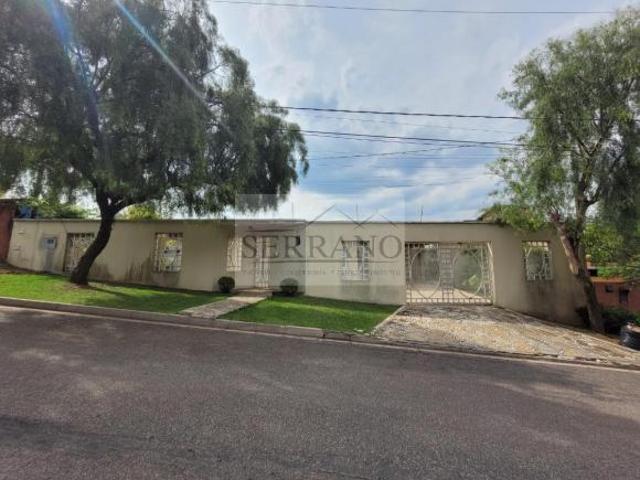 Imperdível! Casa à venda em Vinhedo SP, no Recanto das Canjaranas, com 4 quartos, 1 suíte, 3 salas
