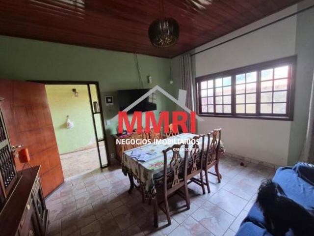Imperdível casa à venda em Araçoiaba da Serra, Alcides Vieira: 5 quartos, suíte, 2 banheiros, 2 vaga