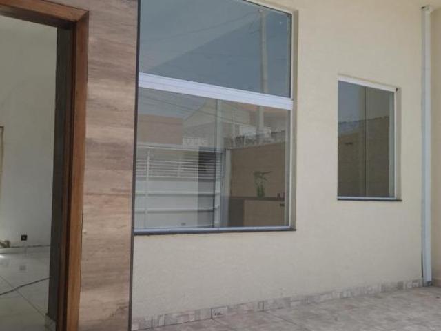 Imperdível Casa à Venda em Atibaia SP, bairro Nova Cerejeira, 3 quartos, 1 suíte, 1 sala, 3 banheiro