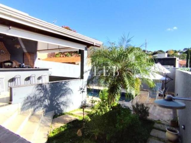 Imperdível: Casa à venda em Atibaia SP, Jardim Paulista, 4 quartos, 2 suítes, 1 sala, 4 banheiros, 3