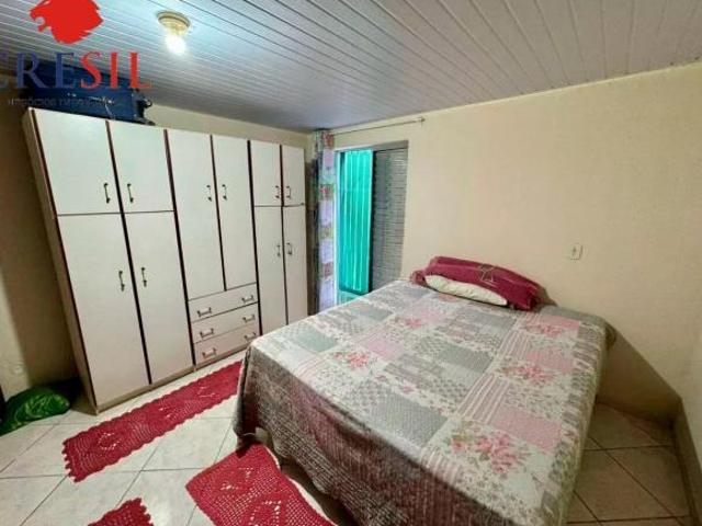 Imperdível: Casa à venda em Barueri SP com 4 quartos, 2 salas, 2 banheiros e 3 vagas de garagem!