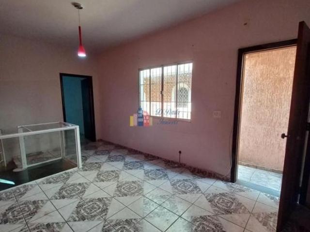 Imperdível: Casa à venda em Barueri SP, Jardim Regina Alice 4 quartos, 2 salas, 4 banheiros, 1 vag