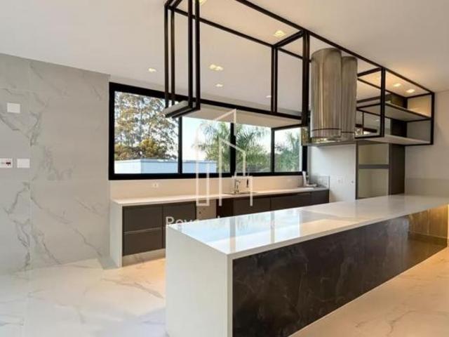Imperdível Casa à Venda em Barueri SP, Residencial Morada das Estrelas 1.020m² de Pura Sofisticaçã