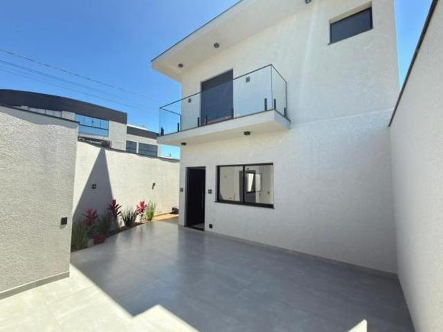 Imperdível: Casa à venda em Bragança Paulista SP, Condomínio Villa Verde com 3 quartos, 1 suíte, 1 s