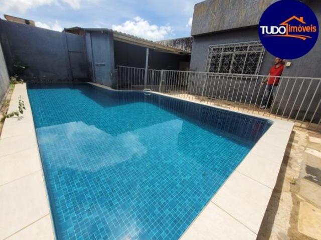 Imperdível casa à venda em Brasília DF, Taguatinga Norte: 4 quartos, 1 suíte, 2 banheiros, 4 vagas