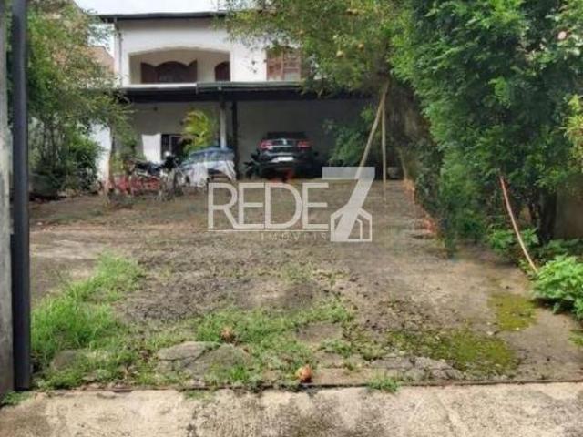 Imperdível: Casa à venda em Campinas SP, Vila Nogueira! 4 quartos, 2 suítes, 2 salas, 4 banheiros, 4
