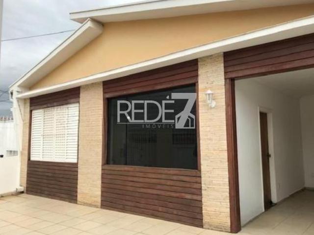 Imperdível: Casa à venda em Campinas SP, no Jd. Chapadão, com 3 quartos, 1 suíte, 2 salas, 3 banheir