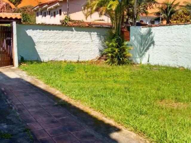 Imperdível casa à venda em Caraguatatuba SP, bairro Prainha, 3 quartos, 1 suíte, 1 sala, 2 banheiros