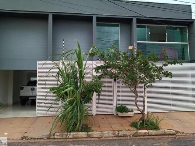 Imperdível: Casa à venda em Cuiabá MT, Morada do Ouro. 4 quartos, 3 suítes, 3 salas, 4 banheiros, 2