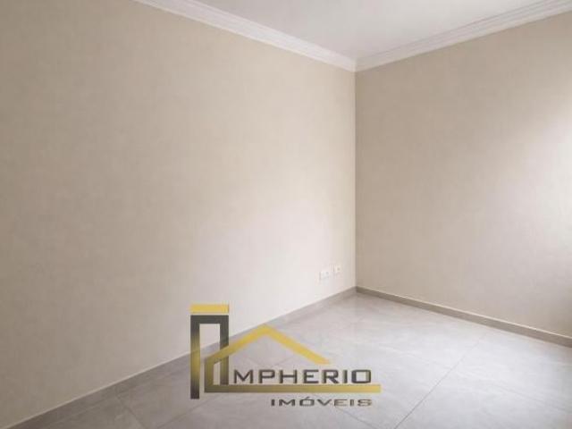 Imperdível casa à venda em Curitiba PR, bairro Sítio Cercado: 2 quartos, 1 banheiro, 45,50m²!