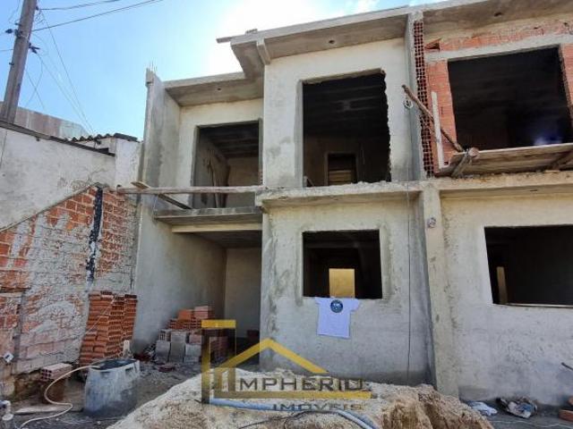 Imperdível: Casa à venda em Curitiba PR, Campo de Santana! 3 quartos, 1 sala, 2 banheiros, 1 vaga, 8
