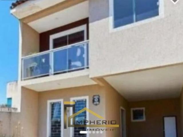 Imperdível: Casa à venda em Curitiba PR, no bairro Pinheirinho, 3 quartos, 3 suítes, 1 sala, 3 banhe