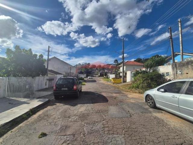 Imperdível: Casa à venda em Curitiba PR, no bairro Uberaba, 2 quartos, 1 sala, 1 banheiro