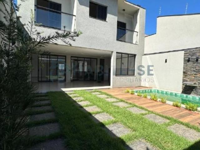 Imperdível! Casa à venda em Franca SP, bairro Esplanada Primo Meneghetti II, 3 quartos, 1 suíte, 2 s