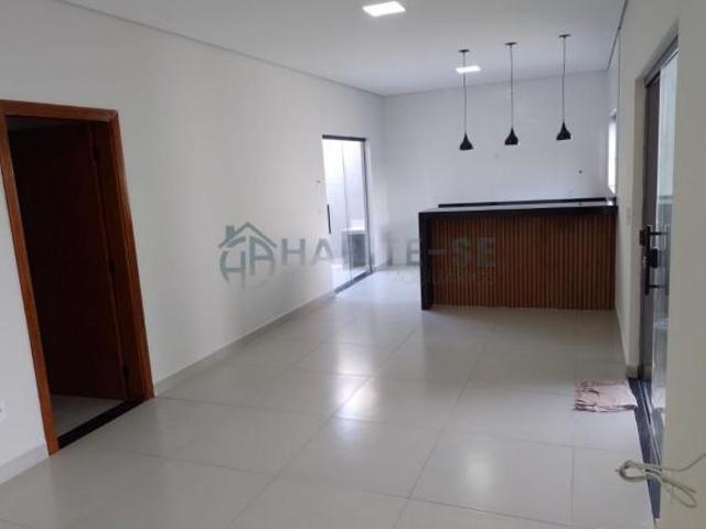 Imperdível casa à venda em Franca SP, bairro Loteamento Quinta do Oeste: 3 quartos, 1 suíte, 1 sala