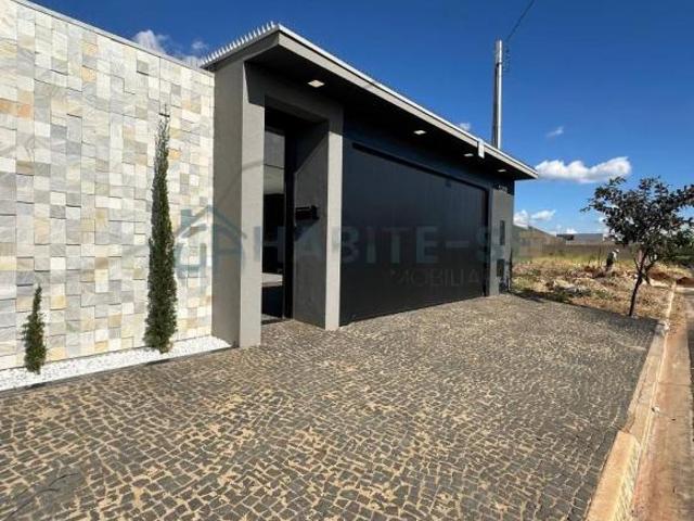 Imperdível: Casa à venda em Franca SP no Parque dos Coqueiros, 3 quartos, 1 suíte, 2 salas, 1 banhei