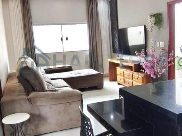 Imperdível! Casa à venda em Franca SP, Vila Santa Cruz: 3 quartos, 2 salas, 3 vagas e 250m² de área