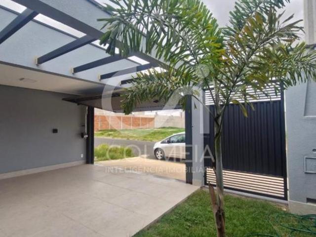Imperdível! Casa à venda em Indaiatuba SP, bairro Jardim Bom Sucesso com 3 quartos, 1 suíte, 2 salas