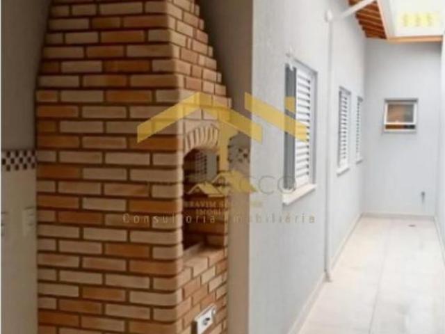 Imperdível: Casa à venda em Indaiatuba SP, Centro, 3 quartos, 1 suíte, 1 sala, 2 vagas de garagem, 1