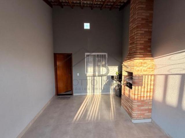 Imperdível! Casa à venda em Indaiatuba SP, Jardim Residencial Nova Veneza: 2 quartos, 1 suíte, 2 sal