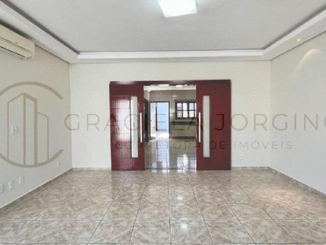 Imperdível: Casa à venda em Indaiatuba SP, Residencial Monte Verde, 3 quartos, 1 suíte, 2 salas, 3 b