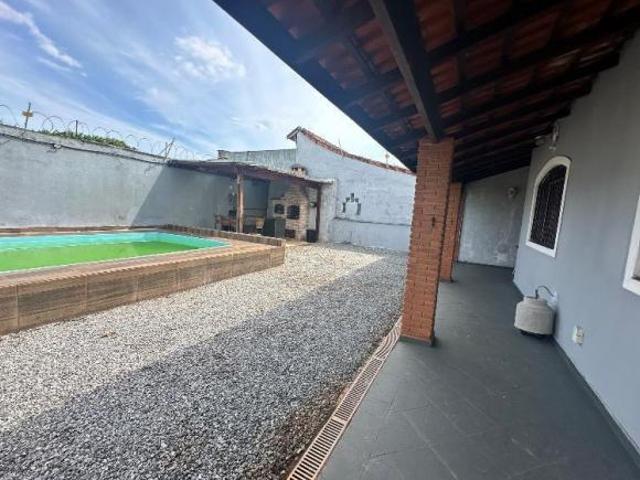 Imperdível: Casa à venda em Itanhaém SP, bairro Bopiranga, 3 quartos, 1 suíte, 2 salas, 2 banheiros