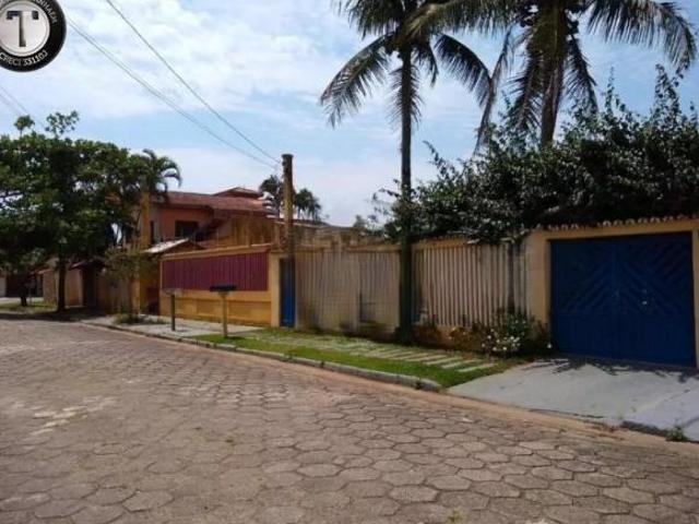 Imperdível! Casa à venda em Itanhaém SP, bairro Grandesp. 3 quartos, 1 suíte, 1 sala, 2 banheiros, 3