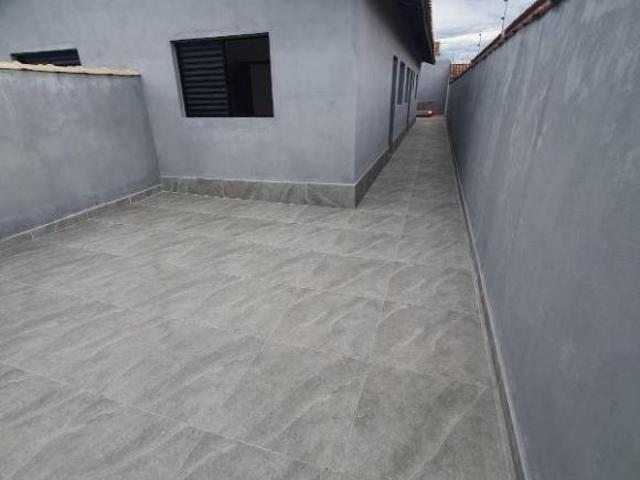 Imperdível: Casa à venda em Itanhaém SP, bairro Tupi, 2 quartos, 1 suíte, 1 sala, 2 banheiros, 2 vag