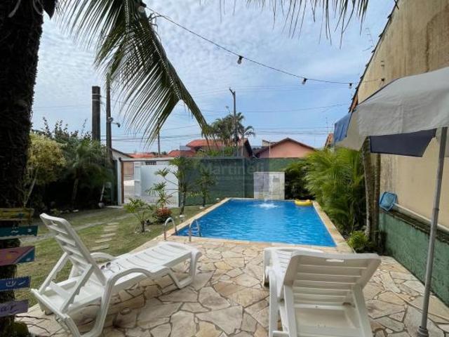 Imperdível: Casa à venda em Itanhaém SP, bairro Tupy, 3 quartos, 2 suítes, 110m² de área!