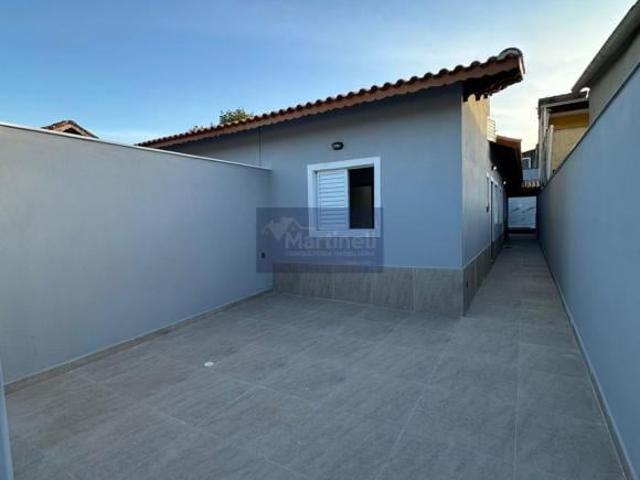 Imperdível casa à venda em Itanhaém SP, Campos Elíseos: 2 quartos, 1 suíte, 2 salas, 1 vaga de garag