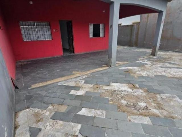 Imperdível! Casa à venda em Itanhaém SP, no bairro Cibratel II, com 2 quartos, 1 sala, 2 banheiros