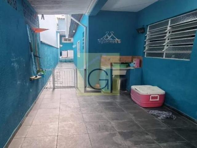 Imperdível! Casa à venda em Itu SP, no bairro Parque Industrial, com 3 quartos, 1 suíte, 1 sala, 2 v