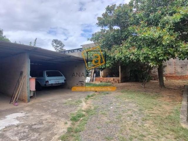 Imperdível! Casa à venda em Itu SP, Vila Santa Terezinha. 3 quartos, 1 sala, 1 banheiro, 2 vagas de