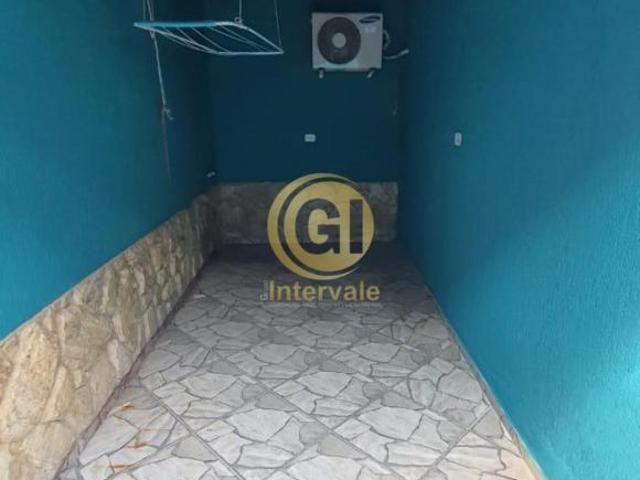 Imperdível: Casa à venda em Jacareí SP, Jardim Santa Marina! 2 quartos, 1 sala, 1 banheiro, 2 vagas