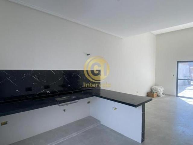 Imperdível: Casa à venda em Jacareí SP, Residencial Parque dos Sinos! 3 quartos, 1 suíte e 3 vagas d