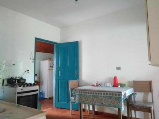 Imperdível casa à venda em Jaguariúna SP, bairro Dom Bosco! 2 quartos, 1 sala, 1 banheiro, 2 vagas d