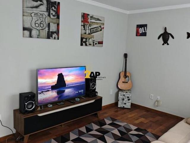 Imperdível! Casa á venda em Jardim Colombo com 140m², 3 suítes, 2 vagas