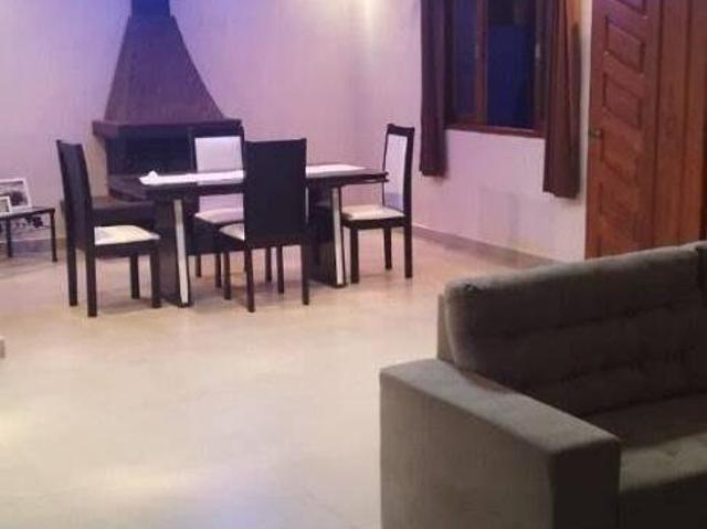 Imperdível: Casa à venda em Jundiaí SP, Água Doce, 3 quartos, 2 suítes, 4 banheiros, 4 vagas, 292m²