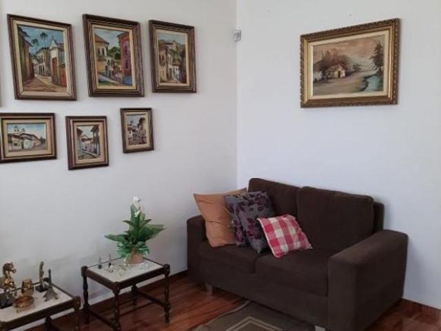 Imperdível! Casa à venda em Jundiaí SP, Vila São Paulo, 3 quartos, 1 suíte, 1 sala, 2 banheiros, 2 v