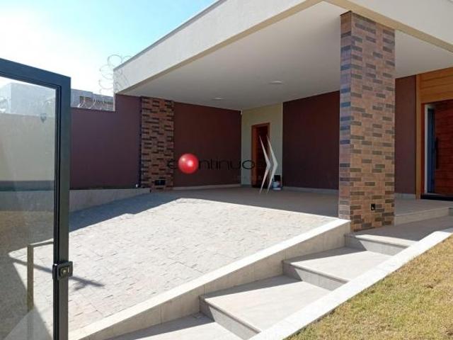 Imperdível! Casa à venda em Lagoa Santa MG, Vila dos Ipês: 3 quartos, 1 suíte, 2 banheiros, 4 vagas