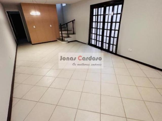 Imperdível casa à venda em Mogi das Cruzes SP, Parque Santana! 3 quartos, 1 suíte, 1 sala, 3 banheir