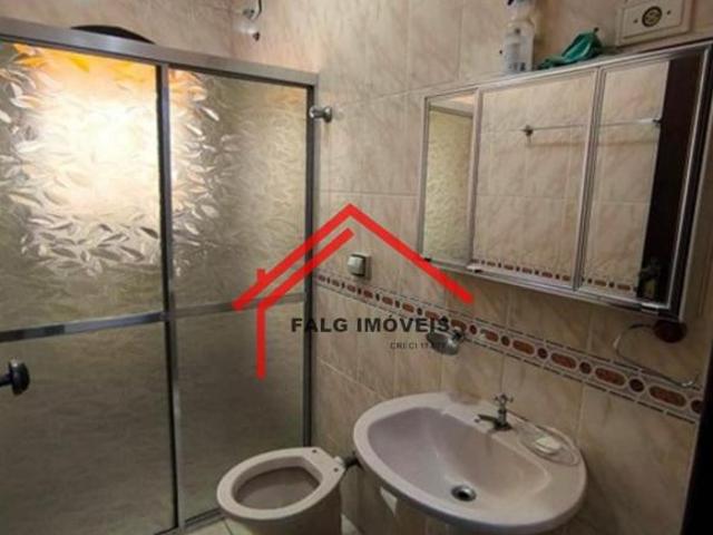 Imóvel de Luxo: Casa à Venda em Cipava, Osasco SP 2 Quartos, 1 Suíte, 2 Salas, 2 Banheiros, 3 Vagas