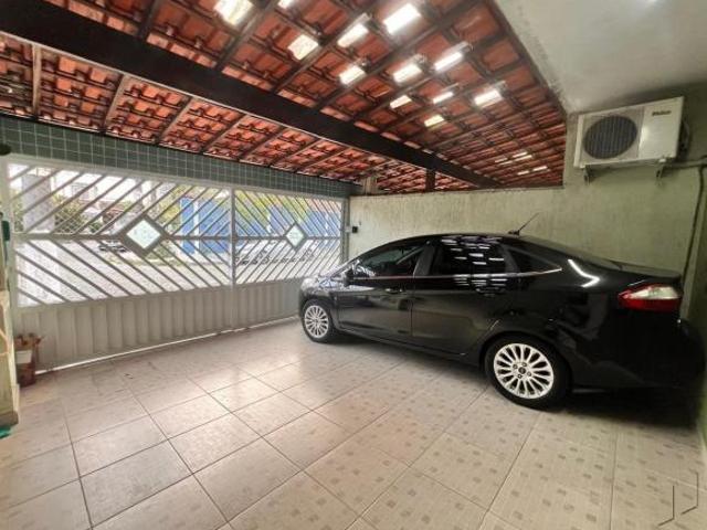 Imperdível: Casa à venda em Praia Grande SP, bairro Maracanã, 3 quartos, 1 suíte, 1 sala, 3 banheiro