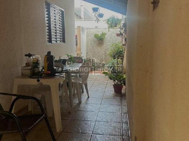 Imperdível Casa à Venda em São José do Rio Preto Jardim Conceição: 3 Quartos, 1 Sala, 2 Banheiros