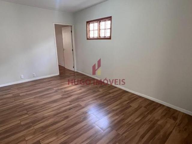 Imperdível: Casa à venda em São José dos Campos SP, 3 dormitórios, 1 suíte no Vista Verde 180m², 4
